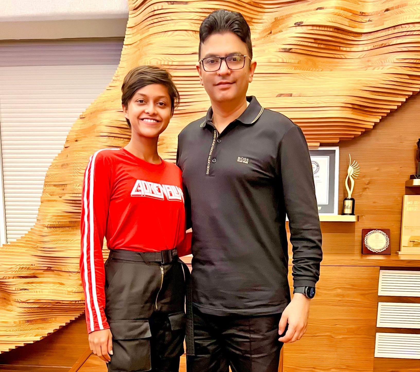 Bhushan Kumar signs the Sri Lankan sensation & Manike singer Yohani ...