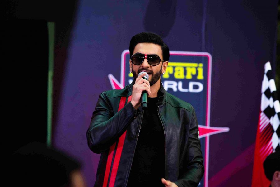 Ranveer Singh Ts Fans A Memorable Trip On Yas Island Abu Dhabi