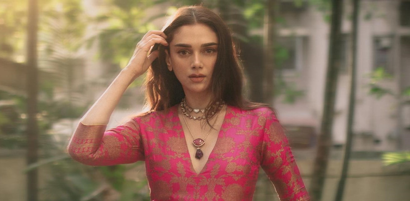 LOOKING BACK: Celebrating Aditi Rao Hydari's dreamy love story and her ...