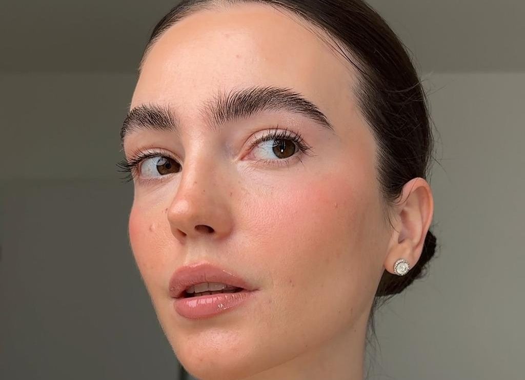 ALL NATURAL: 3 ways to ace the no-makeup makeup look! - Filmfare Middle ...