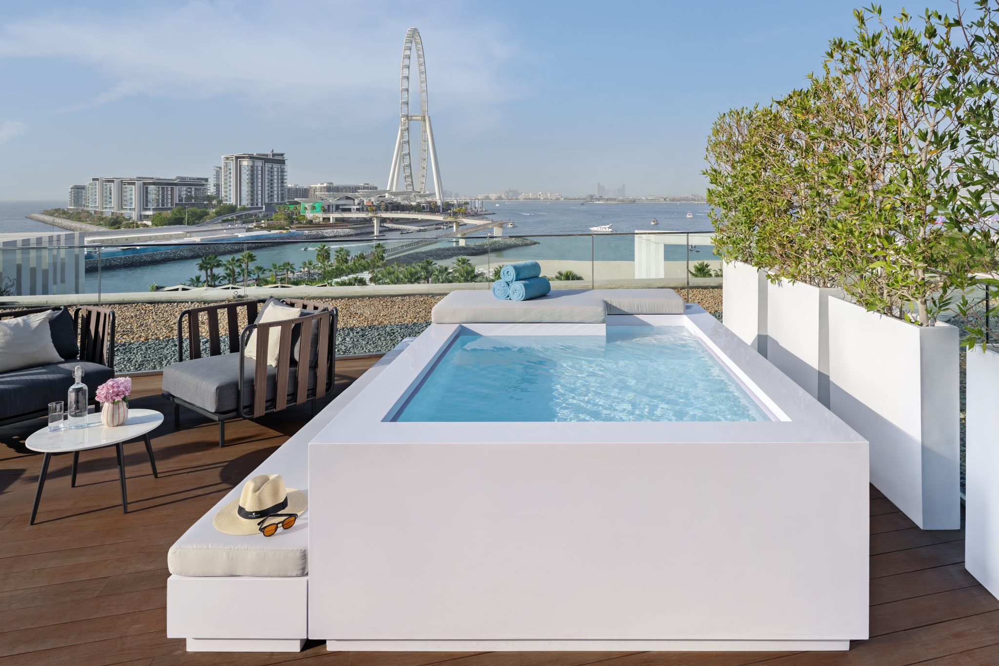 Address Beach Resort Dubai Introduces Private Jacuzzi Pool Suites